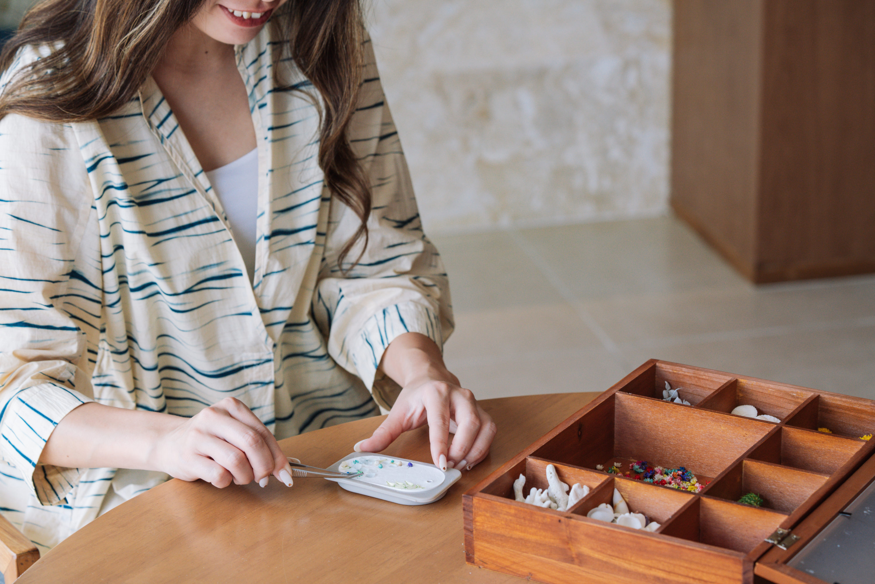 【宿泊者限定】アロマストーン作り＆オイルブレンド体験 | the rescape